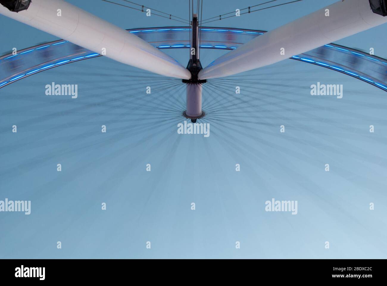 Rotating Ferris Wheel London Eye (Millenium Wheel), The Queen's Walk ...