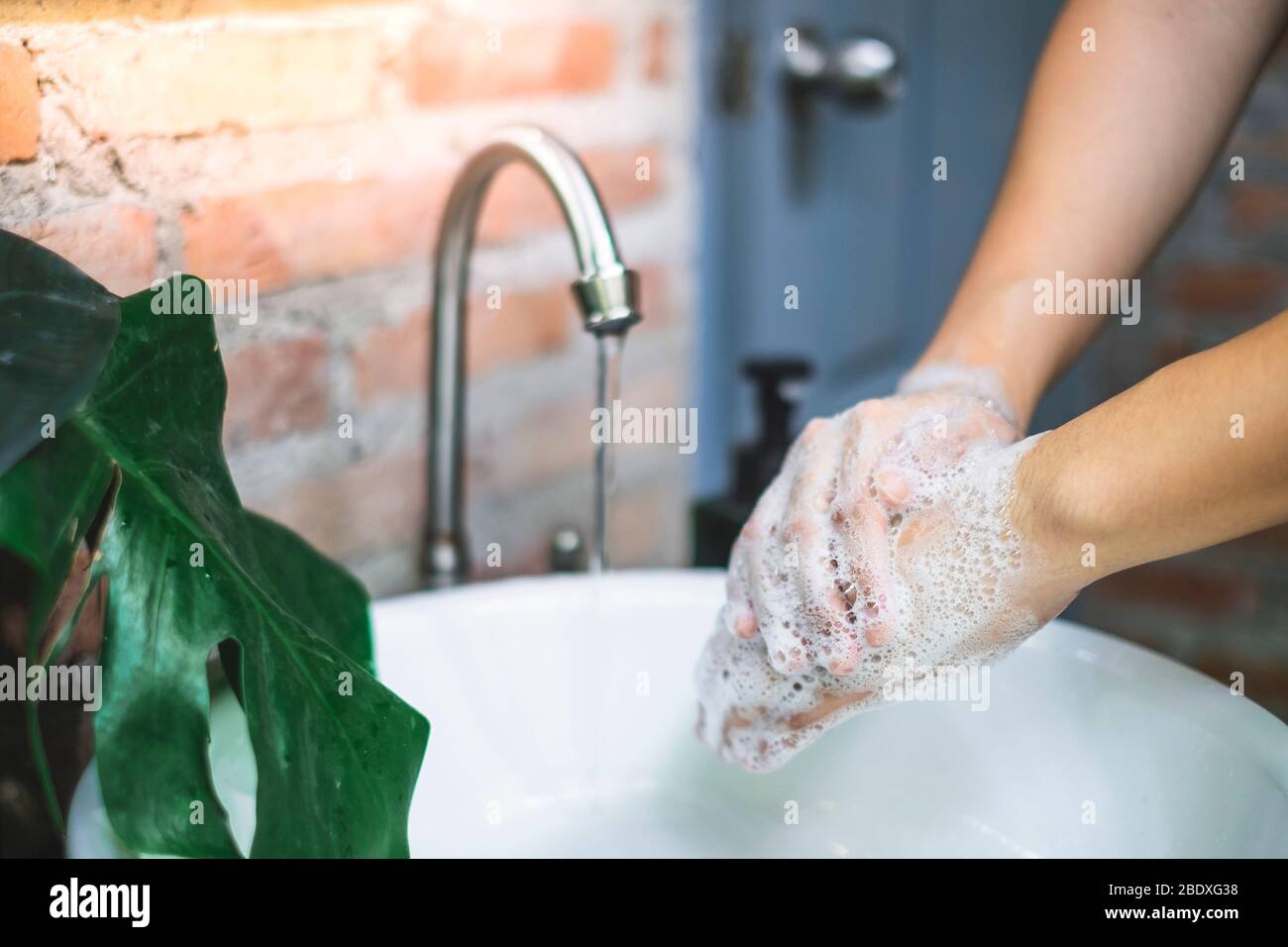 Rubbing hands together hi-res stock photography and images - Alamy