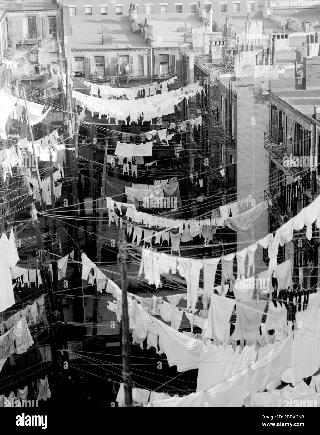 NYC Tenements, Clothes Lines, 20th Century Stock Photo - Alamy