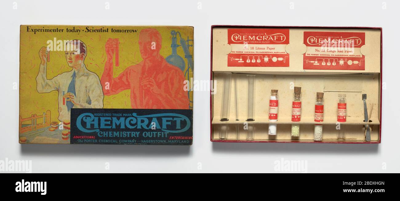 Porter chemcraft chemistry outfit hi-res stock photography and images ...