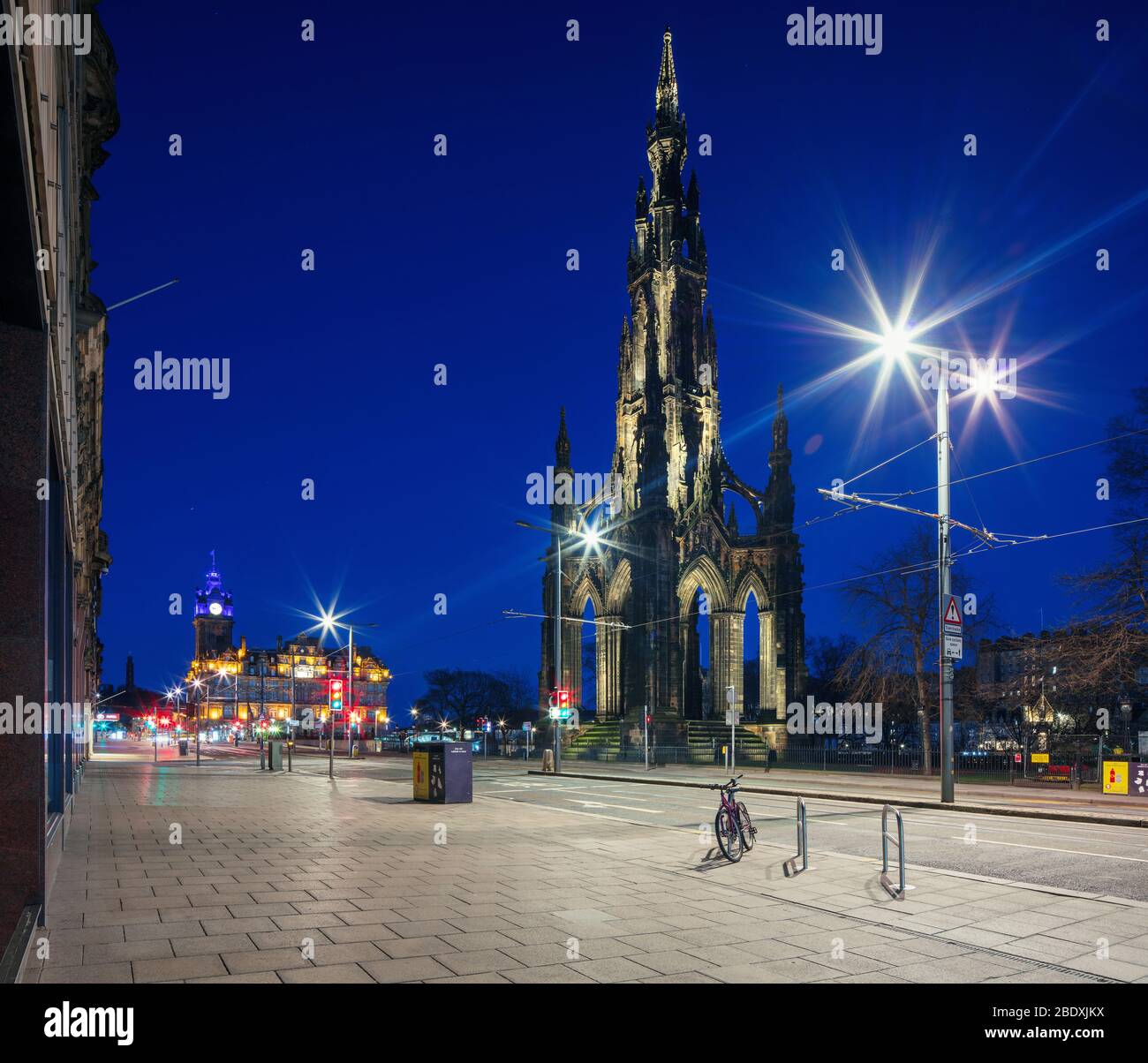 Edinburgh - Empty Bus Stop PJ Stock Photo - Alamy