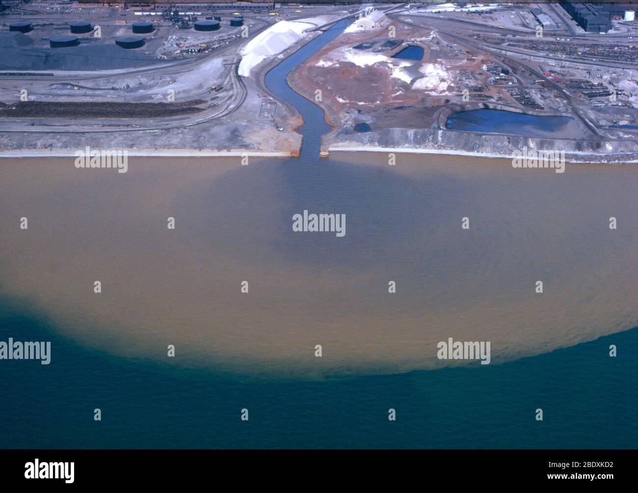 Waste water pollution hi-res stock photography and images - Alamy