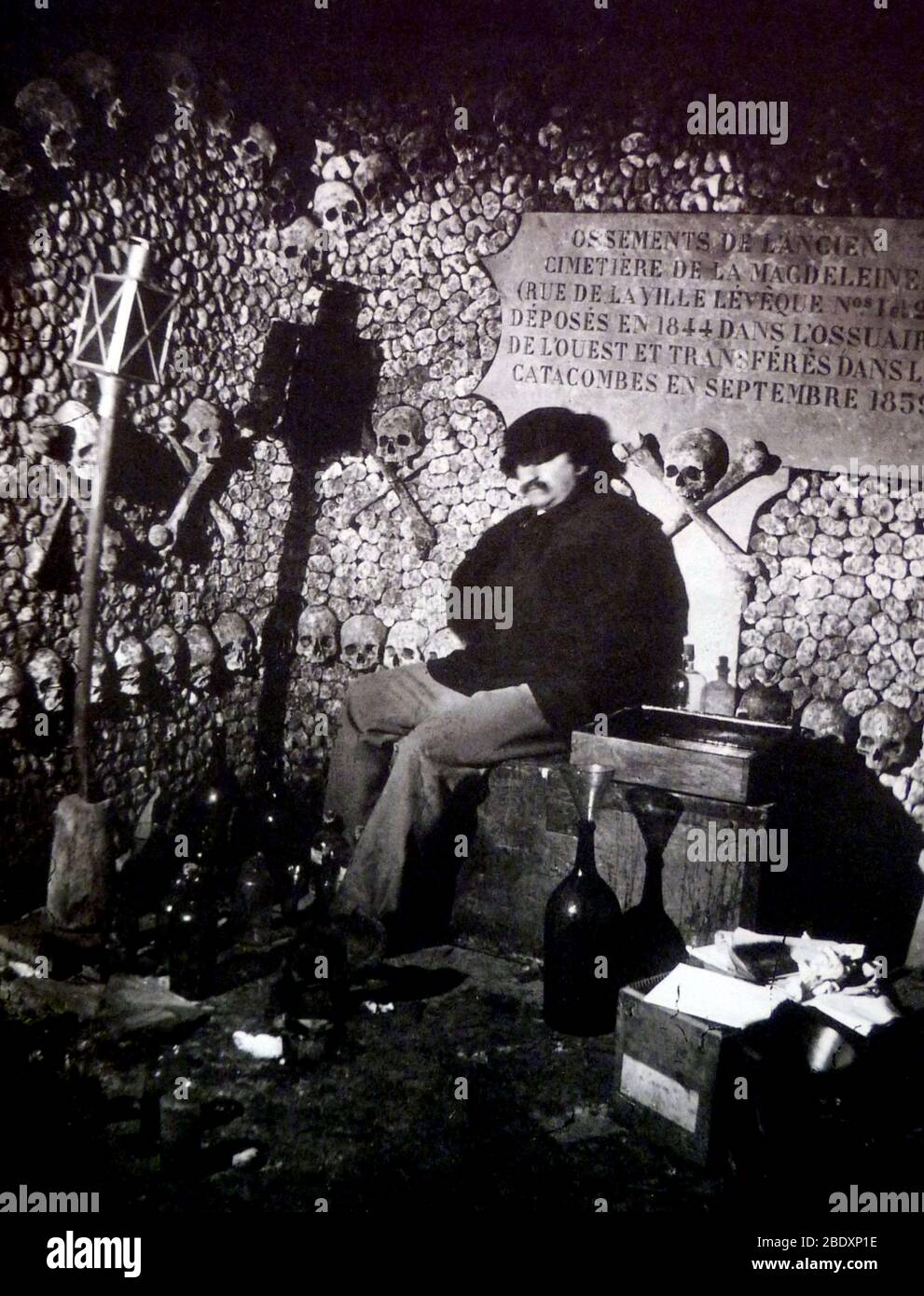 Nadar Self-Portrait in the Paris Catacombs, 1861 Stock Photo - Alamy