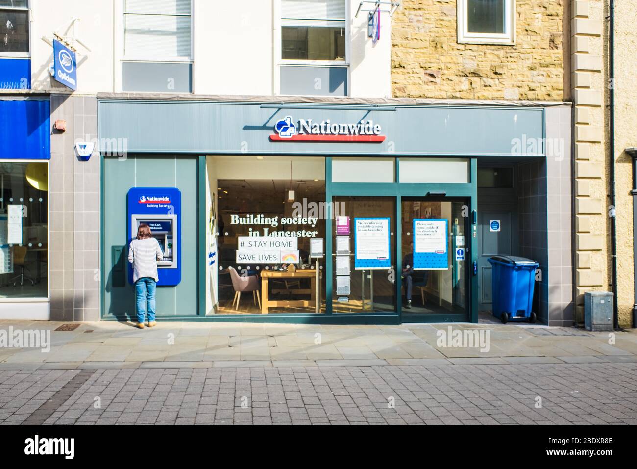 Nationwide building society branch london hi-res stock photography and ...