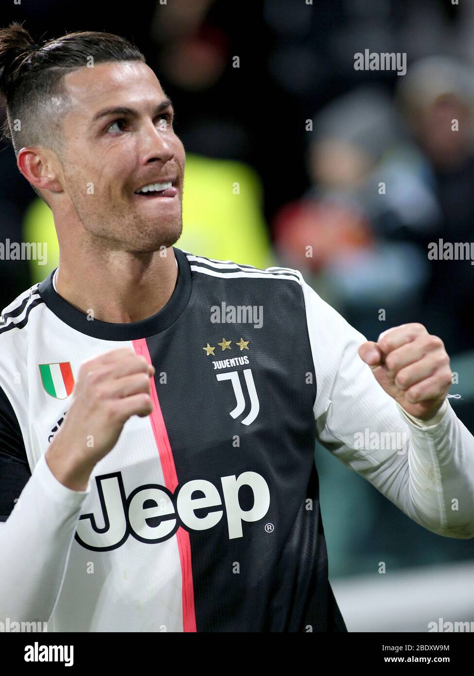 Cristiano ronaldo esultanza hi-res stock photography and images - Alamy