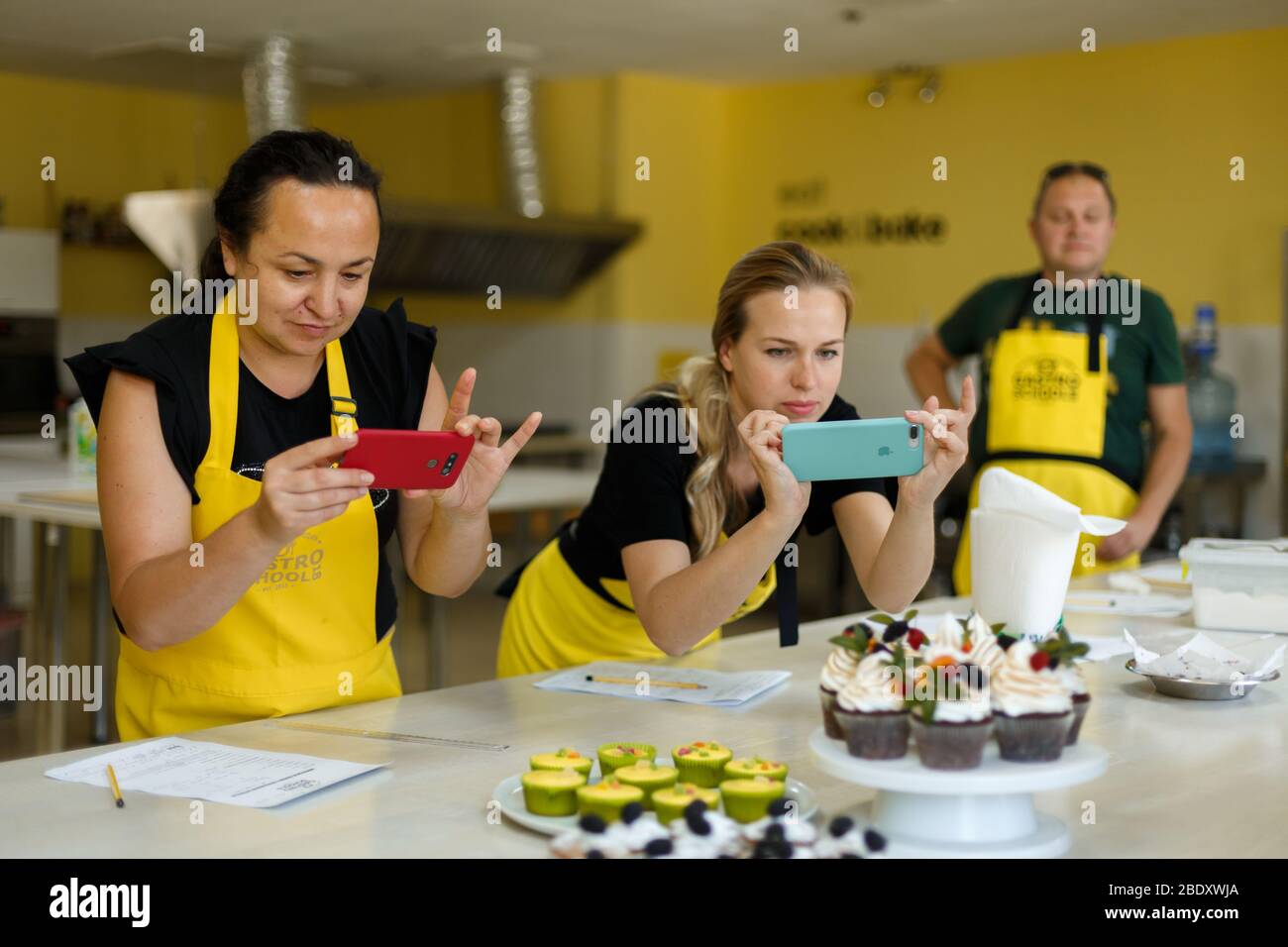 Pictures of pastries hi-res stock photography and images - Alamy
