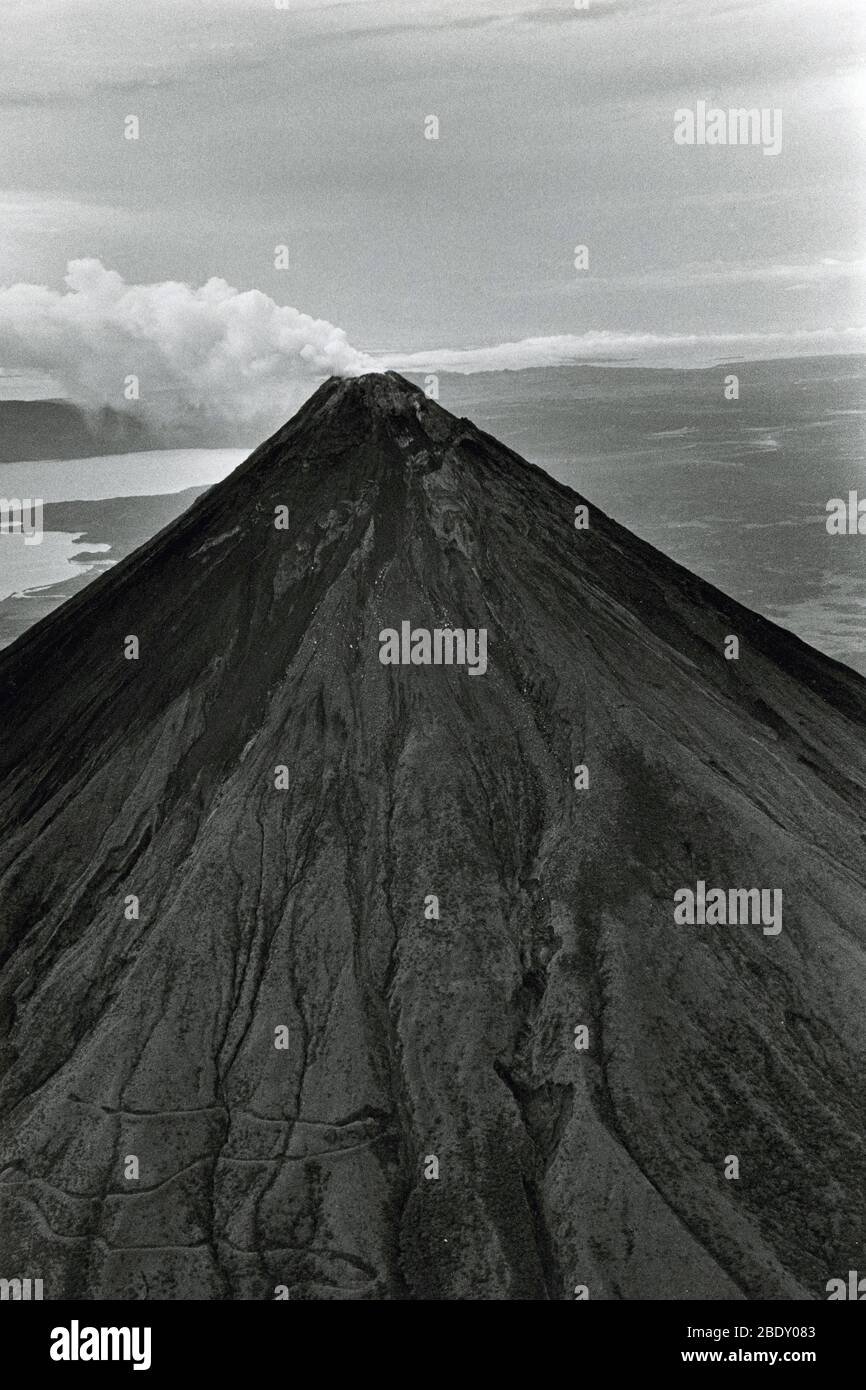 Mount Mayon volcano Stock Photo - Alamy