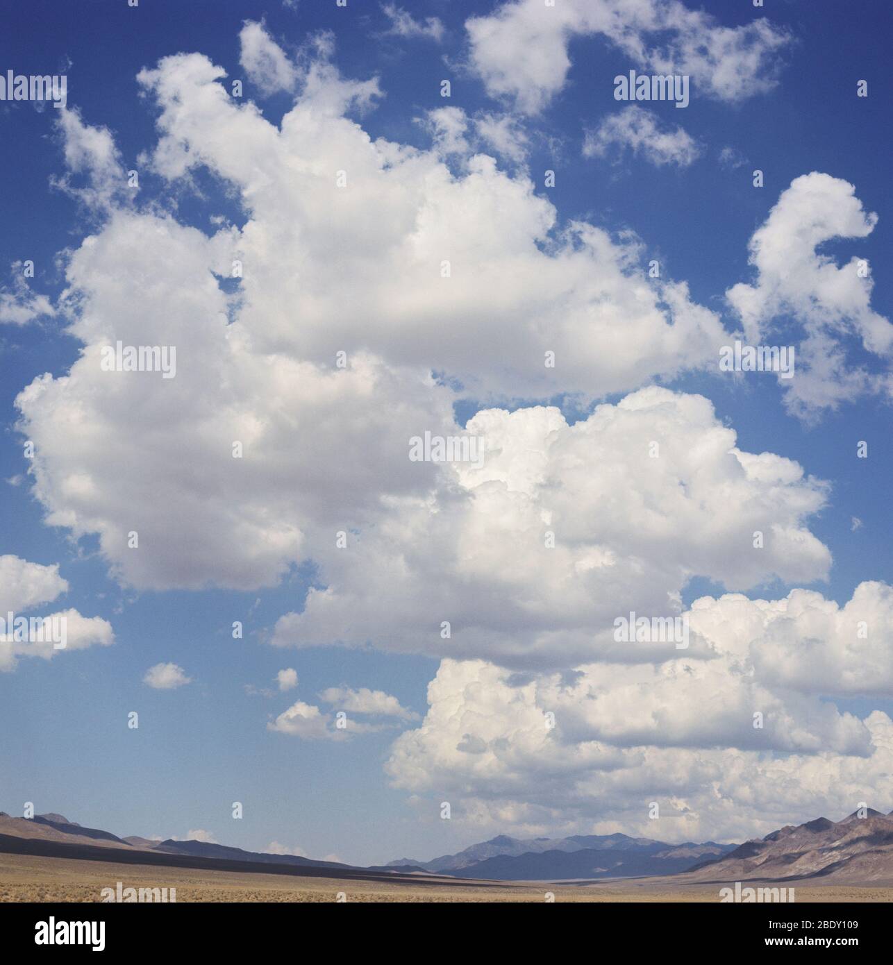 Landscape landscapes hi-res stock photography and images - Alamy