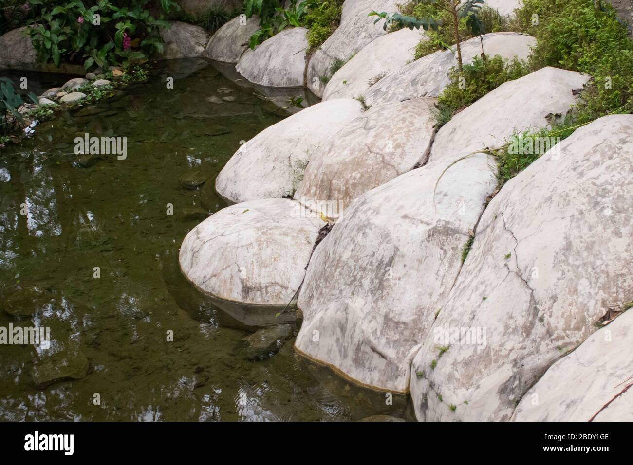 Lakeshore gardens hi-res stock photography and images - Alamy