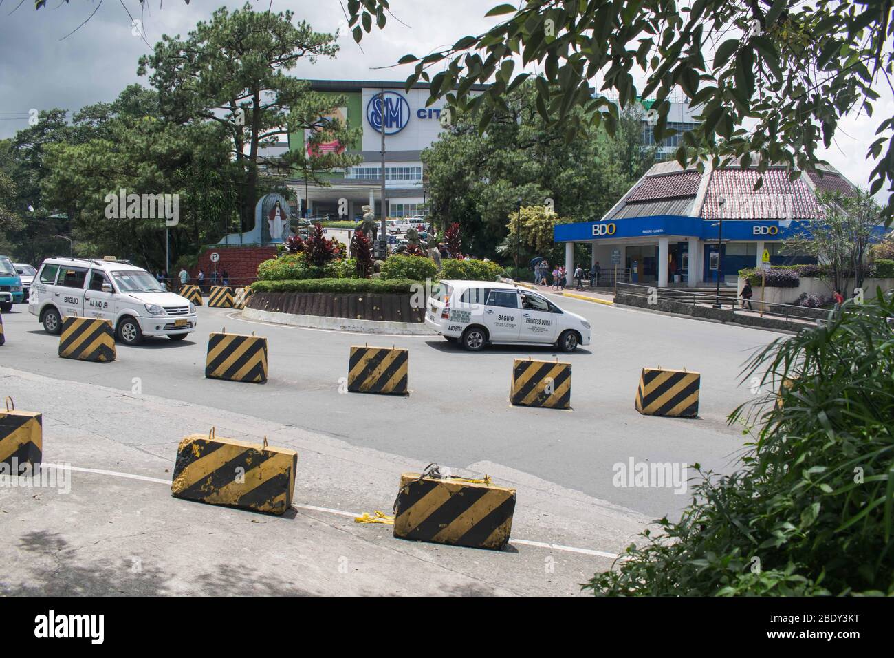 SEPTEMBER 22, 2019-BAGUIO CITY PHILIPPINES : Concrete barriers along ... SEPTEMBER 22, 2019-BAGUIO CITY PHILIPPINES : Concrete barriers along ...