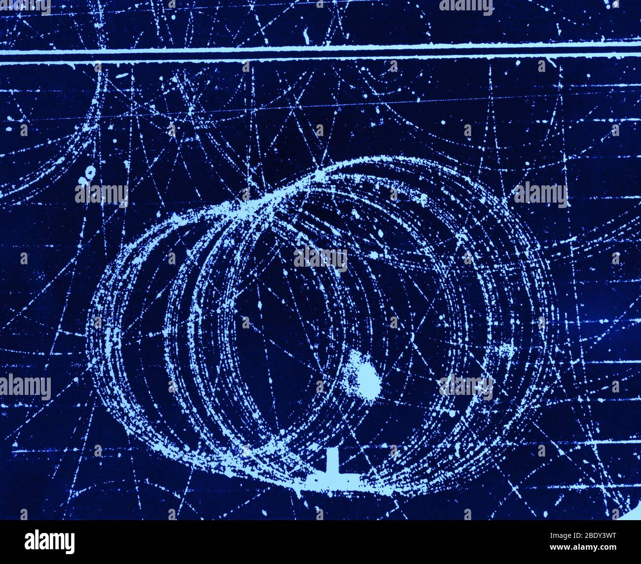 Subatomic particle cloud chamber hi-res stock photography and images ...