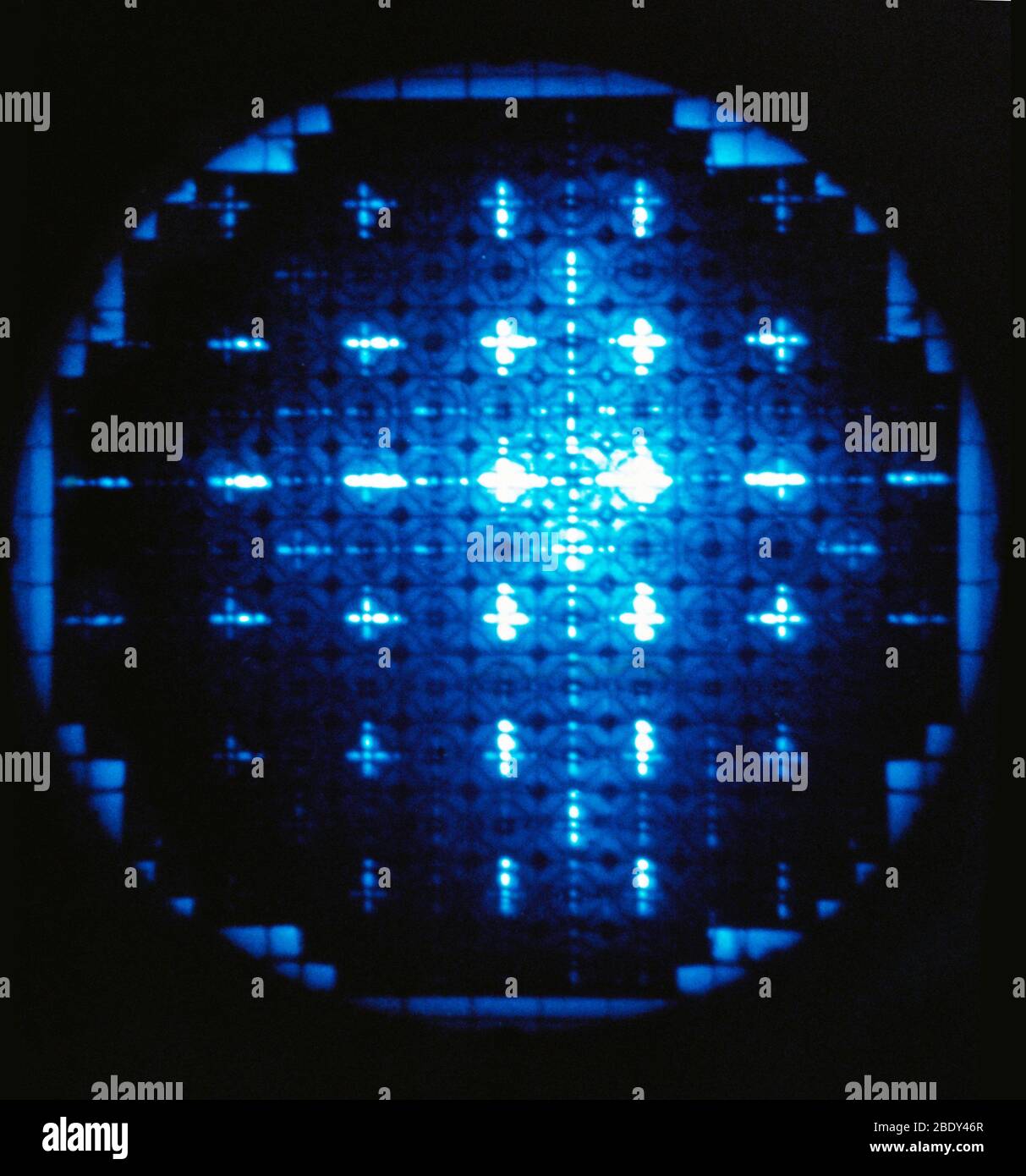 Electromagnetic radiation hi-res stock photography and images - Alamy