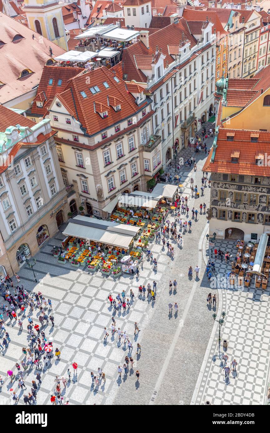 Prague square hi-res stock photography and images - Alamy
