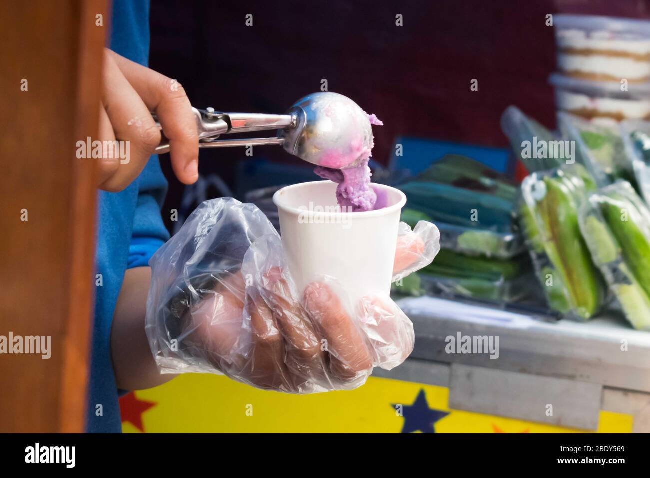 Street vendor selling dirty ice cream in the Philippines Stock Photo ...