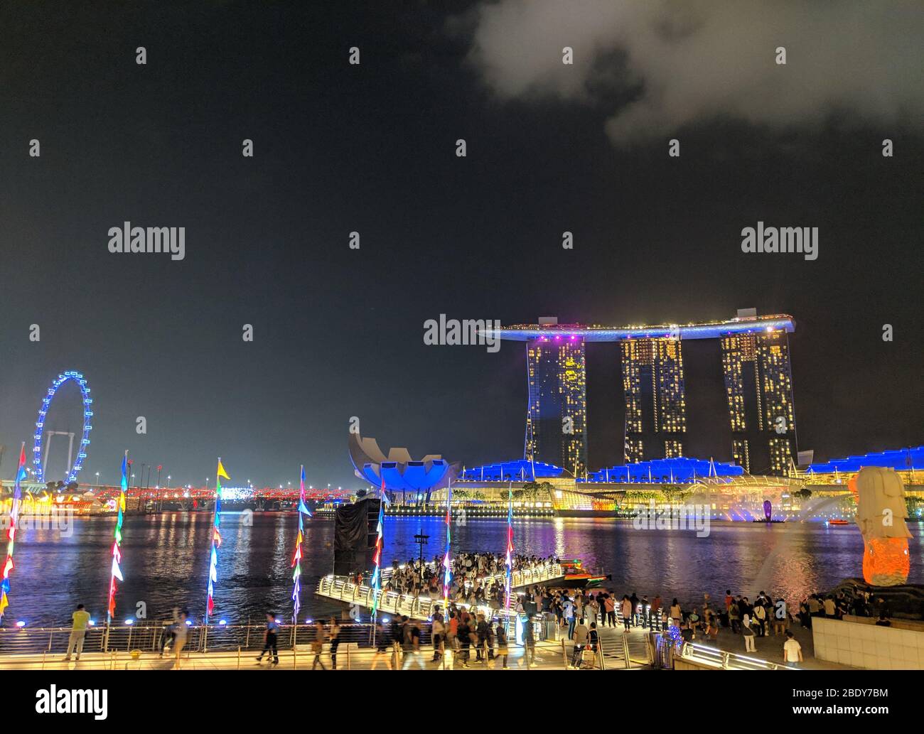 Huge crowd around the Marina bay sands in Singapore Stock Photo - Alamy