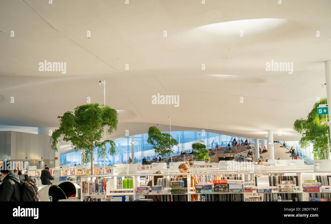 Helsinki central library hi-res stock photography and images - Alamy