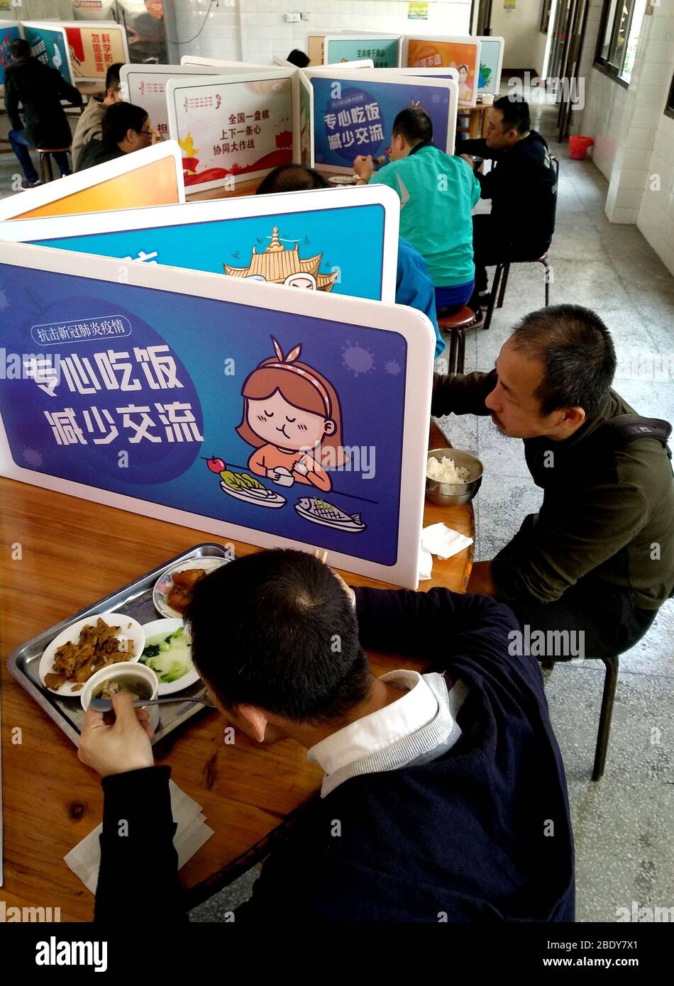 Lunch table segregation hi-res stock photography and images - Alamy