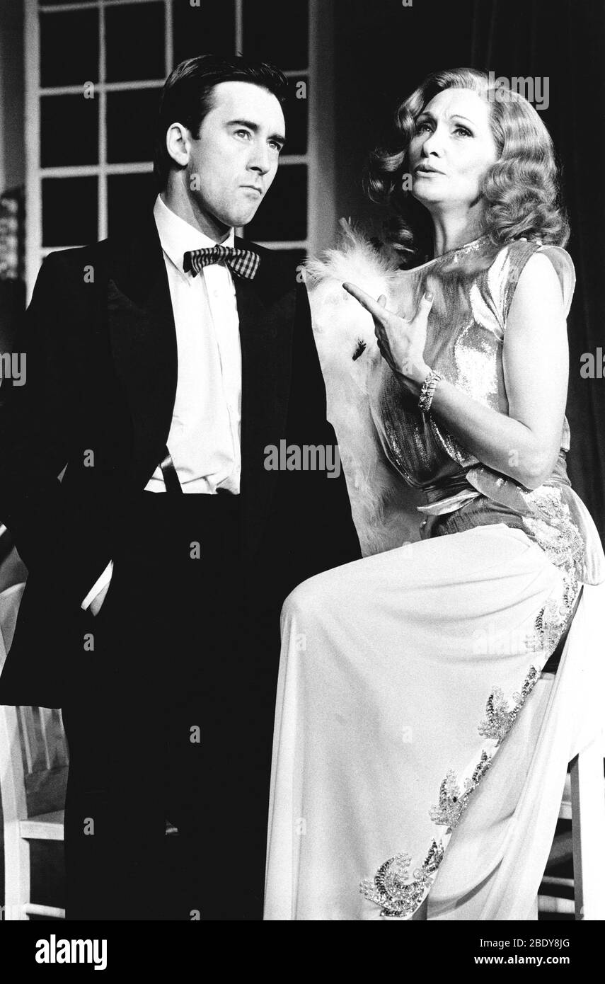 Denis Lawson (Joey), Sian Phillips (Vera) in PAL JOEY at the Half Moon ...