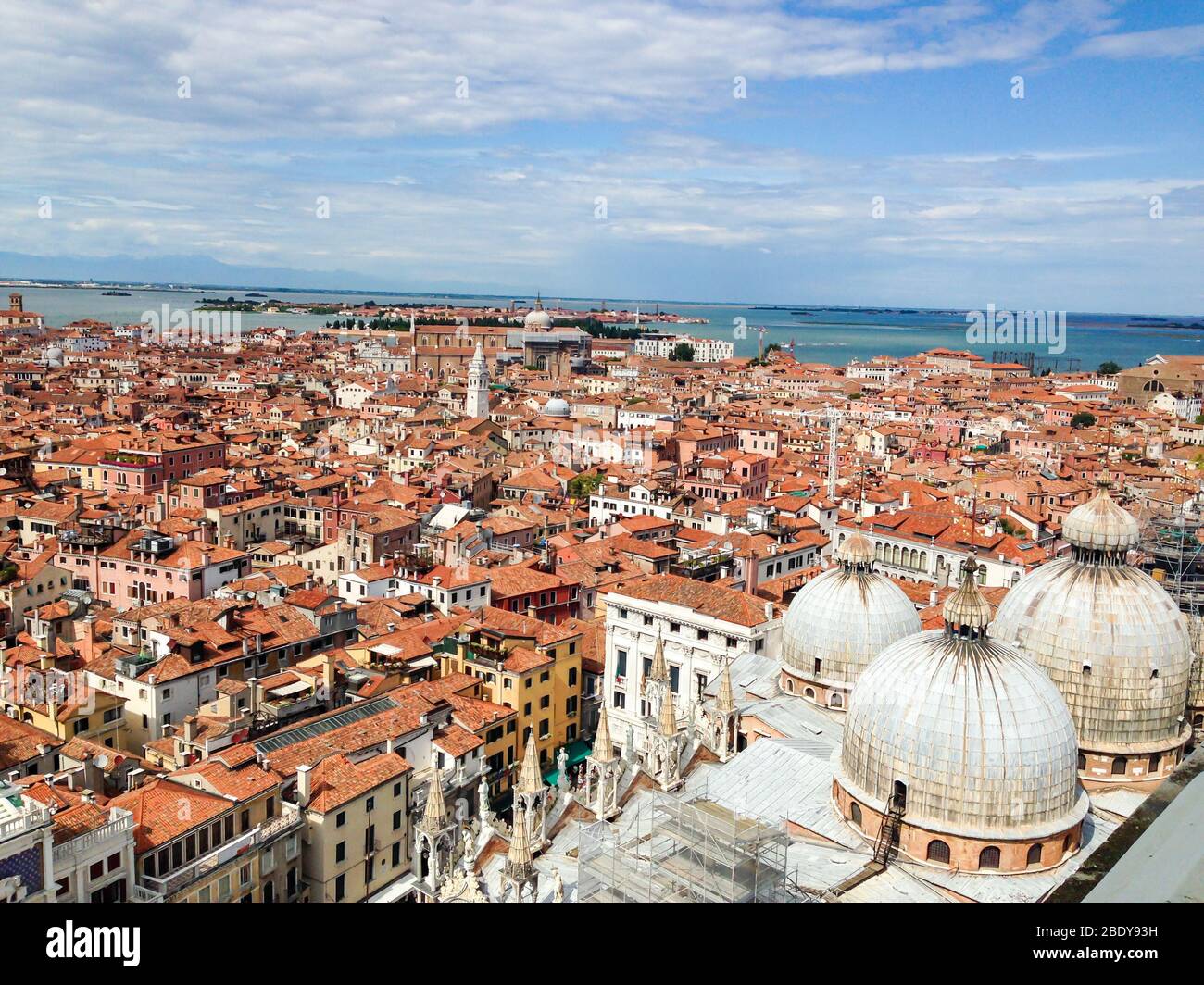 Ariel view hi-res stock photography and images - Alamy