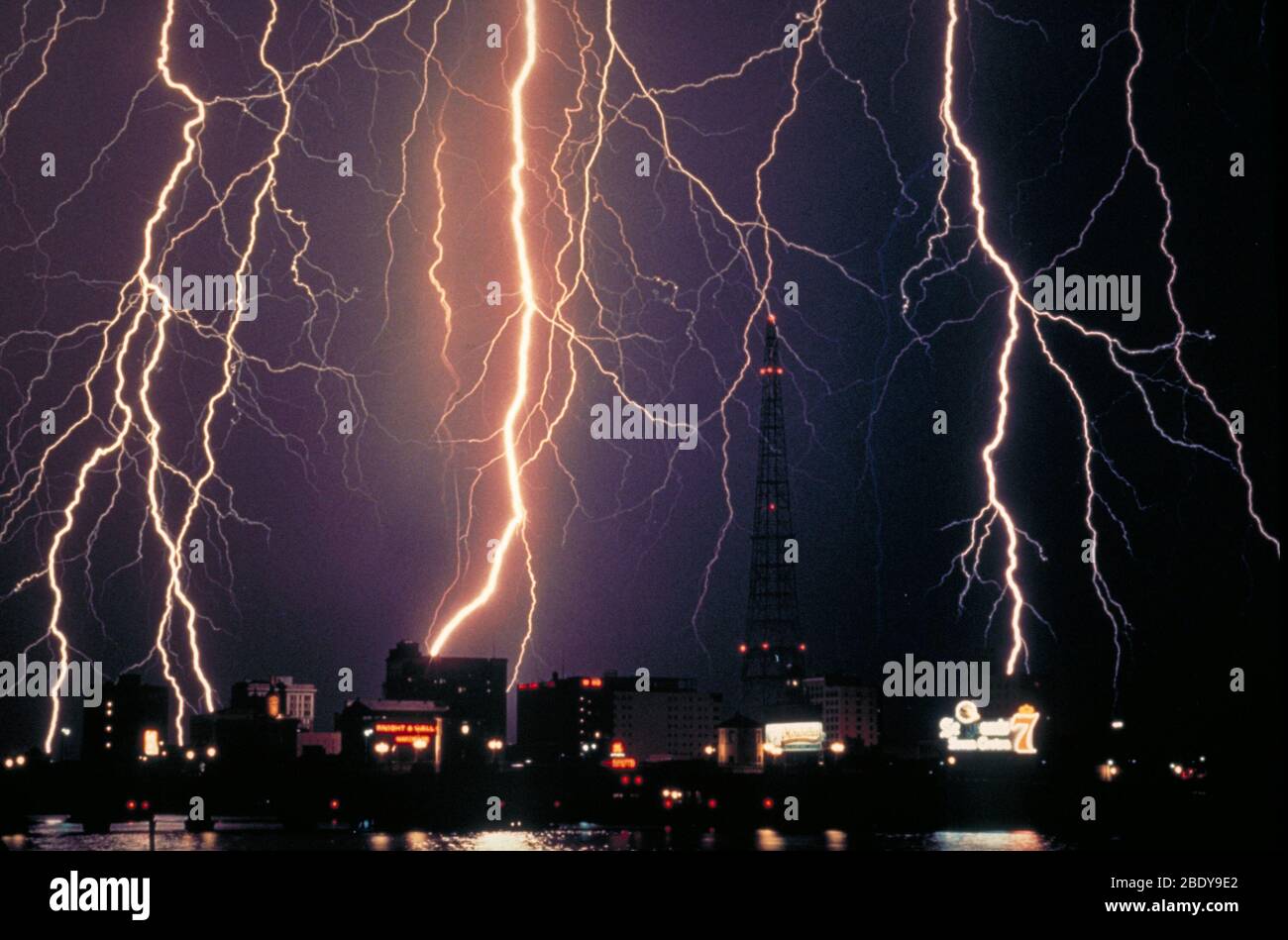 Florida lightning bolt hi-res stock photography and images - Alamy