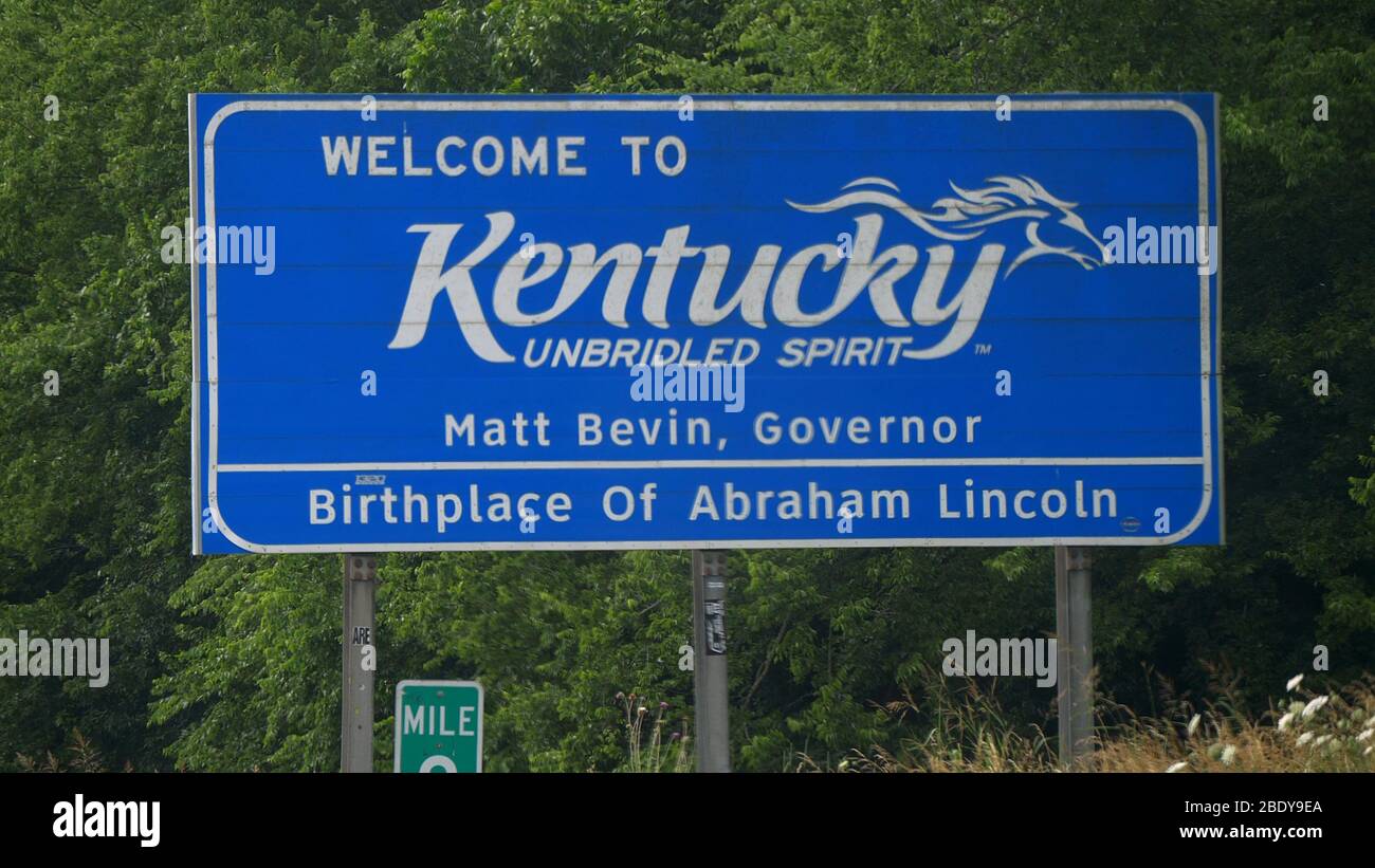 Welcome kentucky road sign hi-res stock photography and images - Alamy