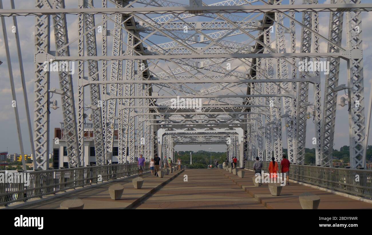 Steel construction of John Seigenthaler Pedestrian Bridge to Nashville ...