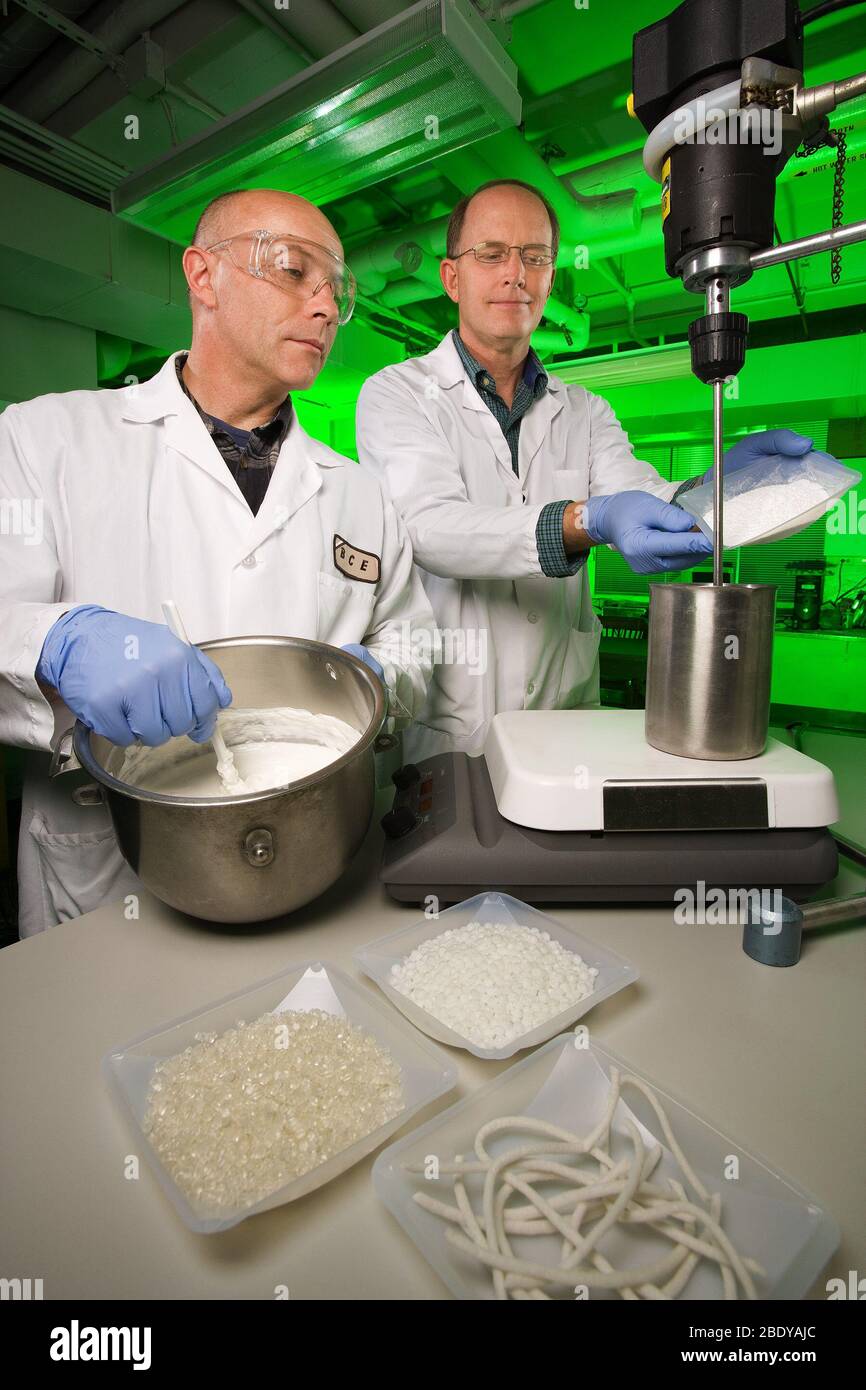 Food technologist hi-res stock photography and images - Alamy