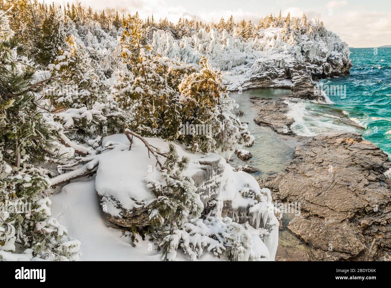 Bruce Peninsula National Park The Grotto & Indian Head Cove Fathon Five ...
