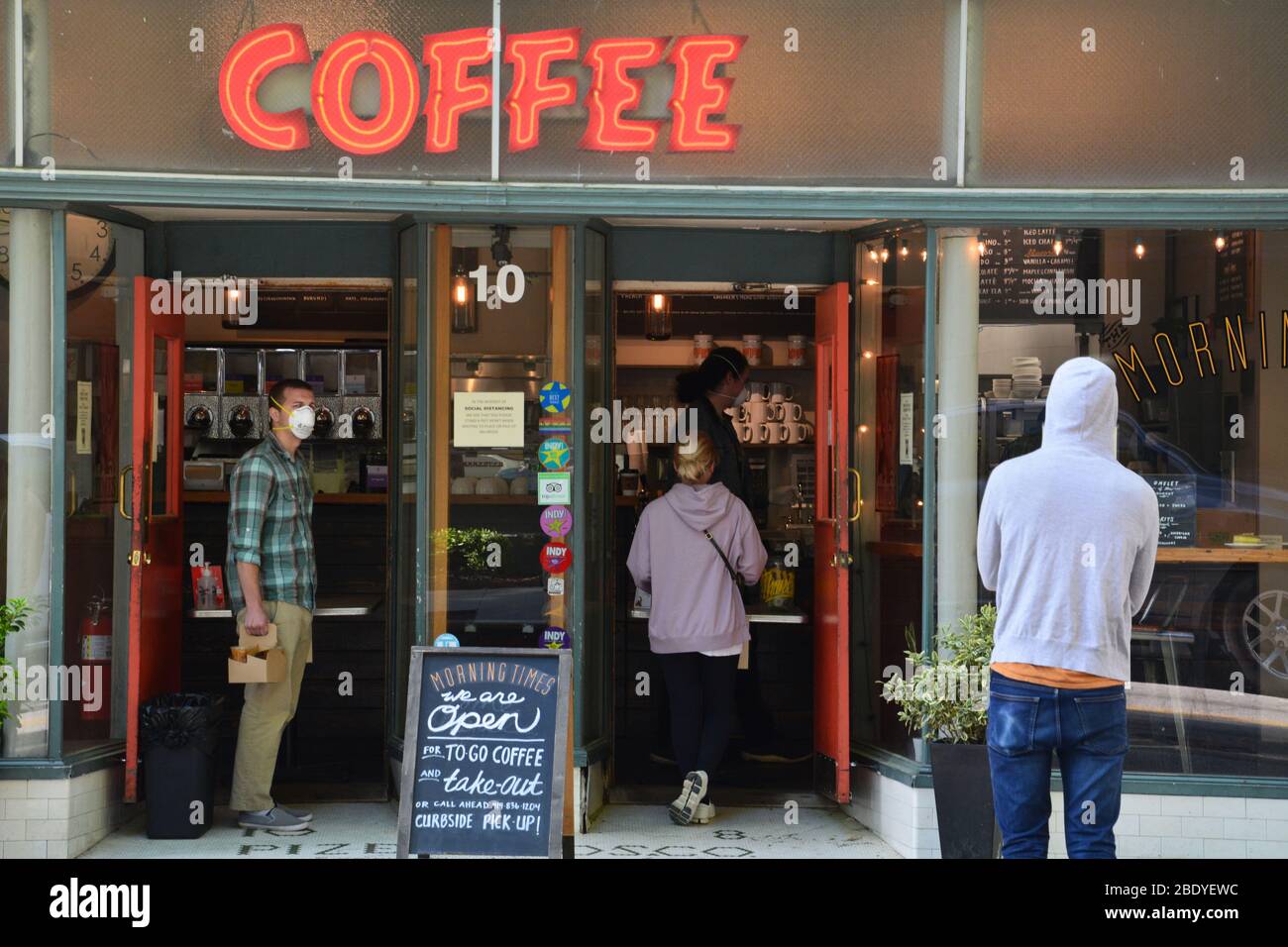 Social impact coffee shop hi-res stock photography and images - Alamy
