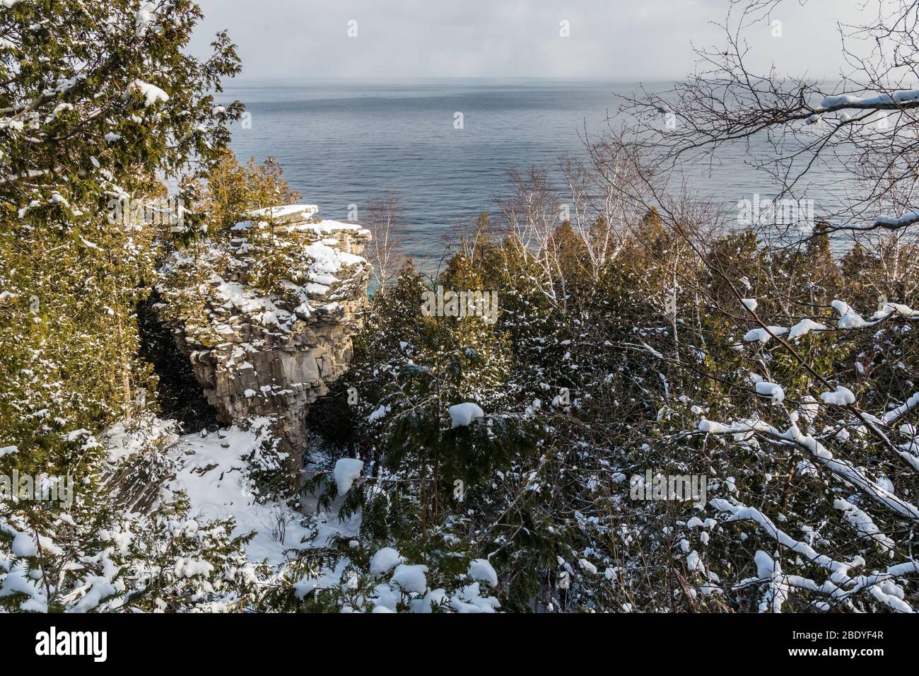 Bruce Peninsula National Park The Grotto & Indian Head Cove Fathon Five ...