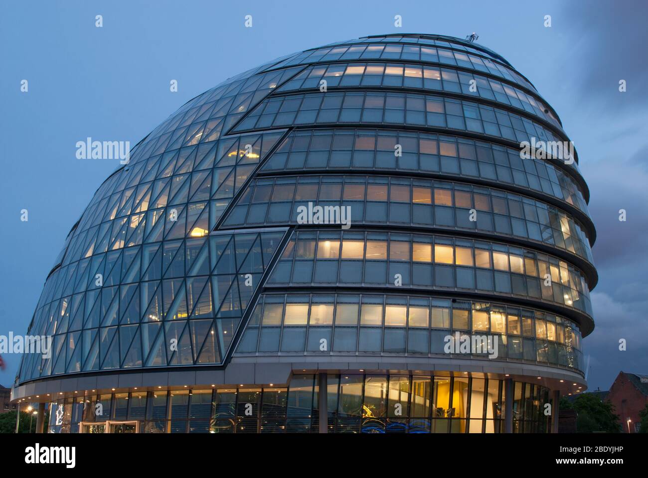 Greater london authority offices hi-res stock photography and images ...