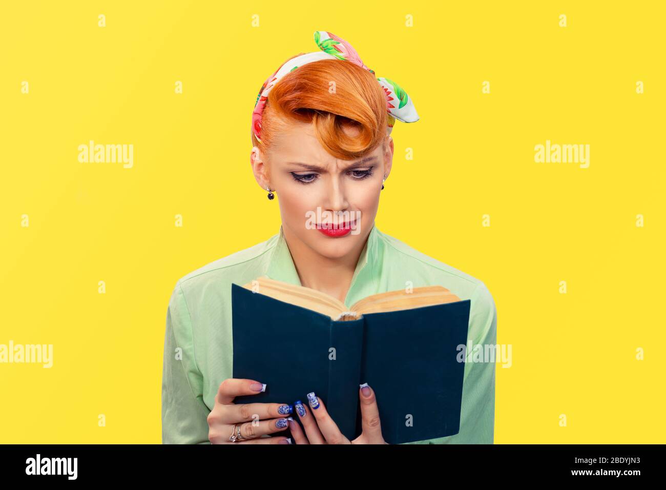 Crying woman 60s hi-res stock photography and images - Alamy