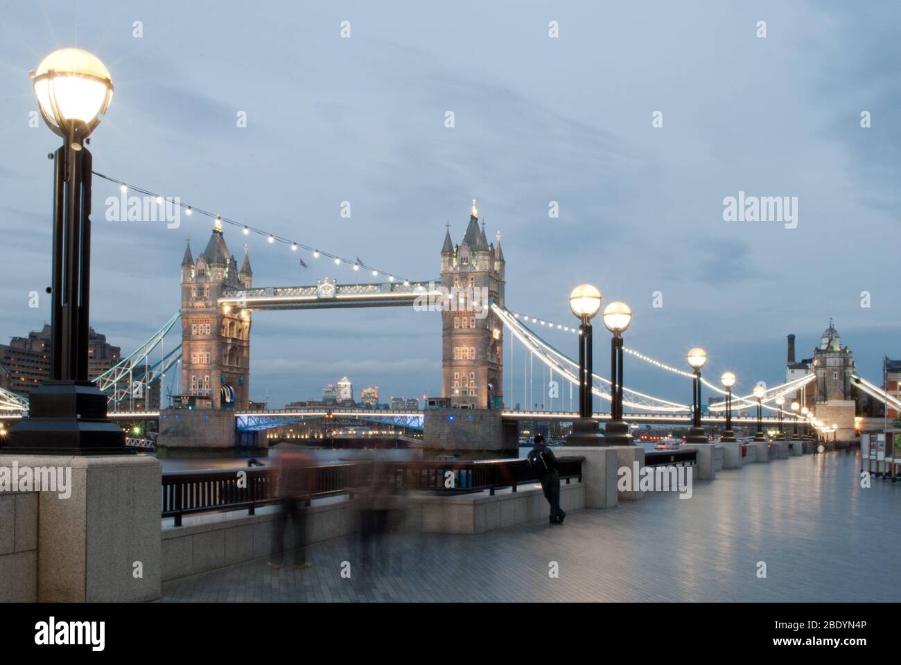 Dusk Night Twilight Tower Bridge Bascule Suspension Bridge, London, SE1 ...