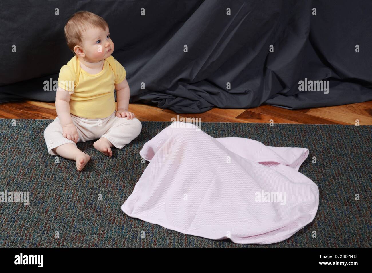Object permanence, 2 of 6 Stock Photo - Alamy