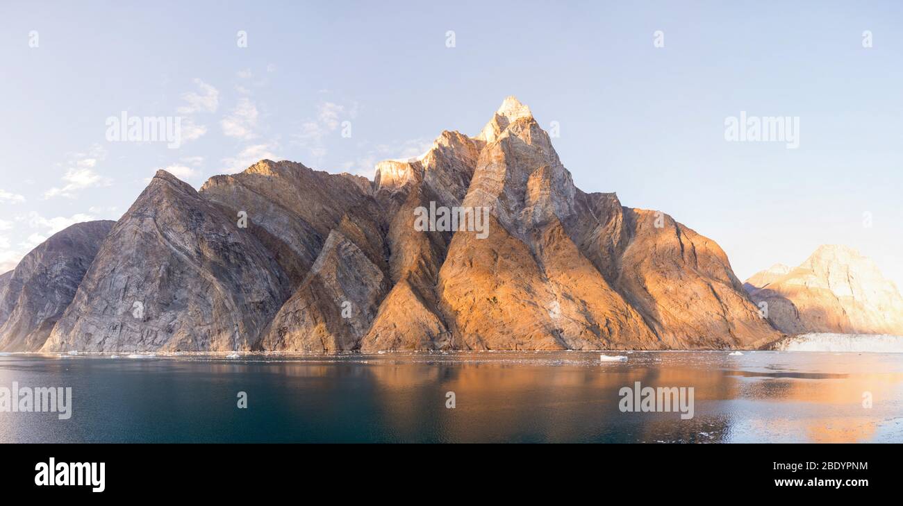 Greenland landscape with beautiful coloured rocks Stock Photo - Alamy