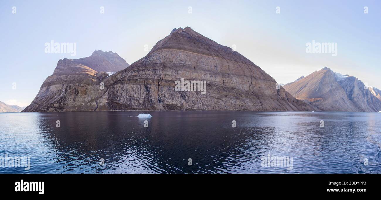 Greenland landscape with beautiful coloured rocks Stock Photo - Alamy