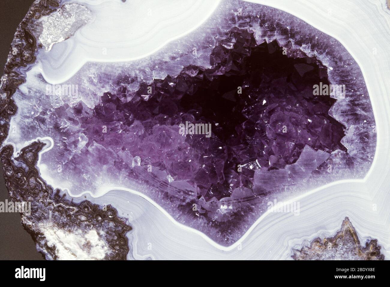 Geode cut open hi-res stock photography and images - Alamy