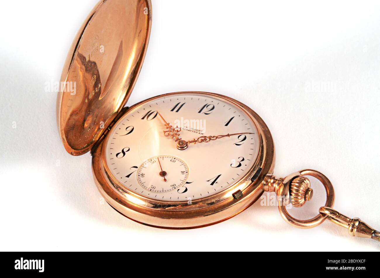 Inside of pocket watch hi-res stock photography and images - Alamy