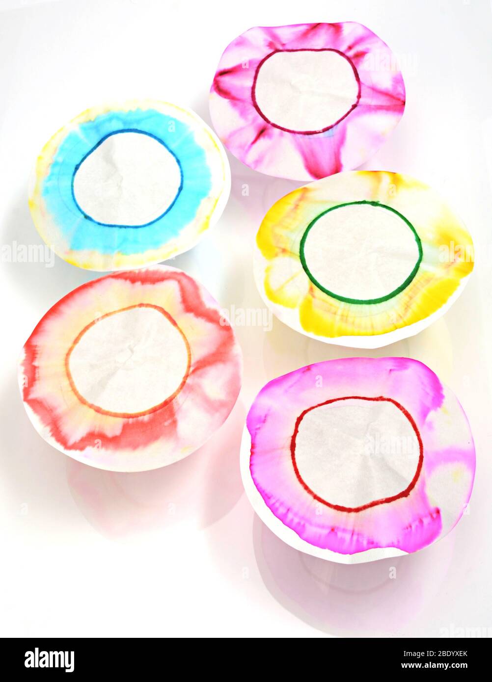 Chromatography flowers hi-res stock photography and images - Alamy