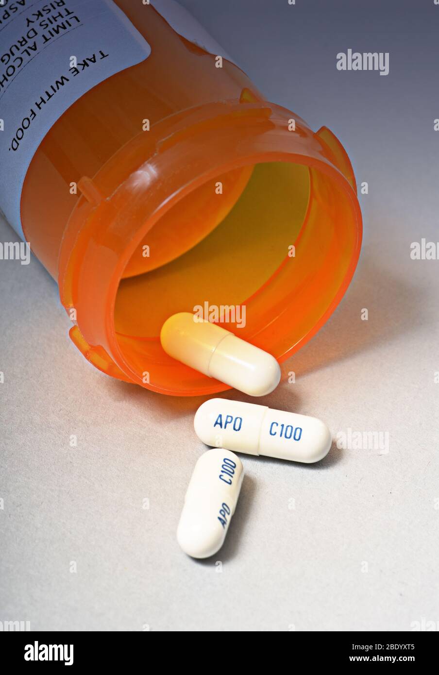 Celecoxib 100 mg Stock Photo - Alamy