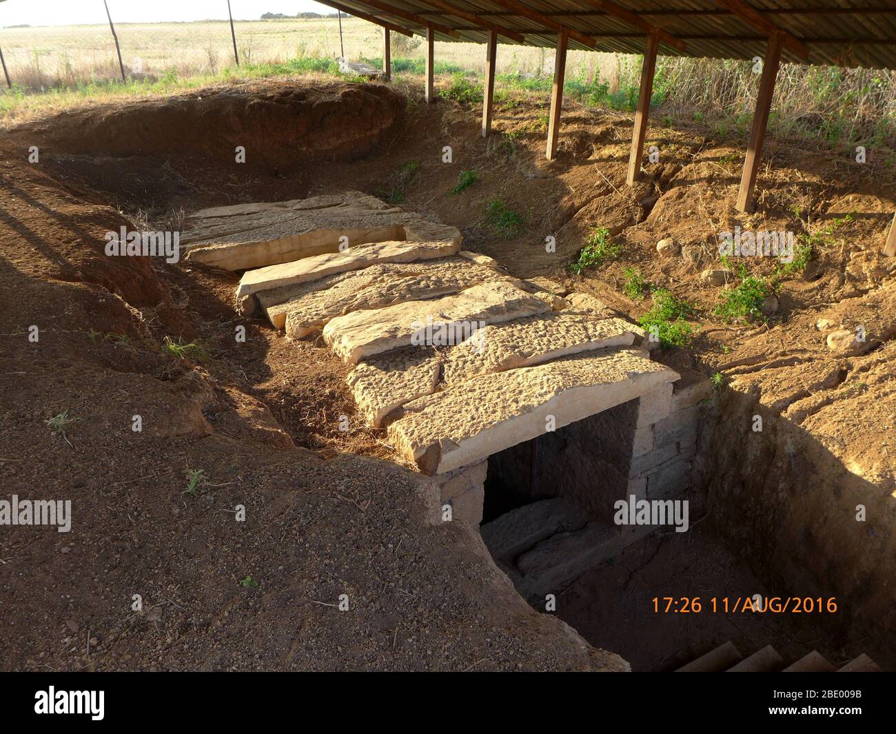 4th century B.C. Macedonian tomb in ancient Kalindoia, Halkidiki ...