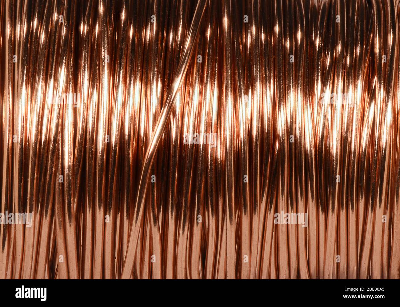The wire hi-res stock photography and images - Alamy