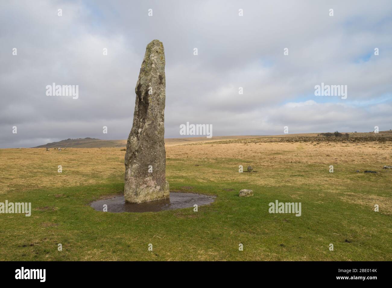 Standing stone in Merrivale on Dartmoor Stock Photo - Alamy