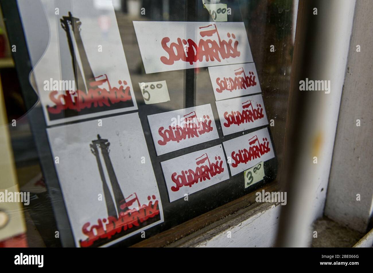 Solidarity logo hi-res stock photography and images - Alamy