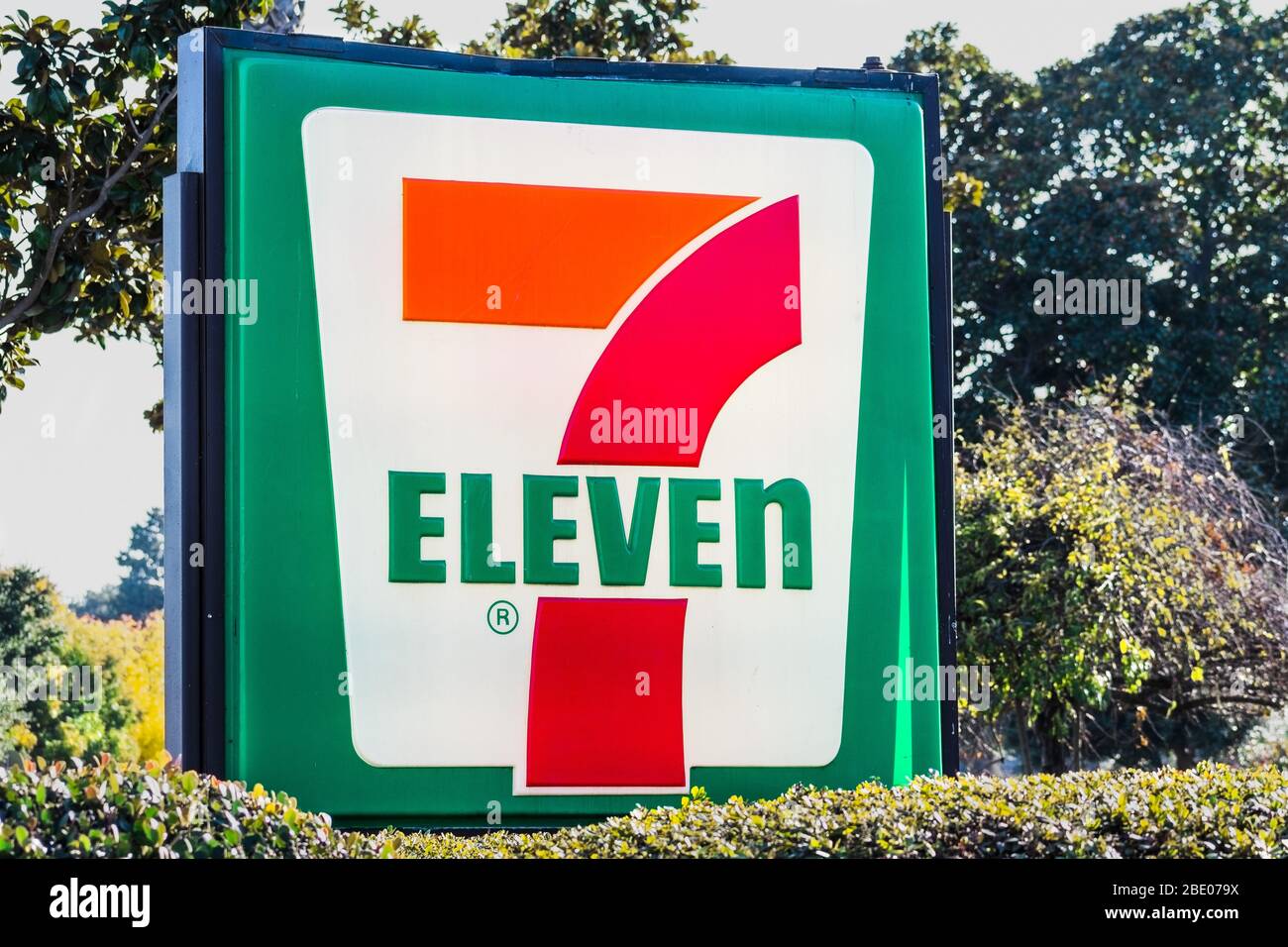 7 Eleven Store Stock Photos & 7 Eleven Store Stock Images - Alamy