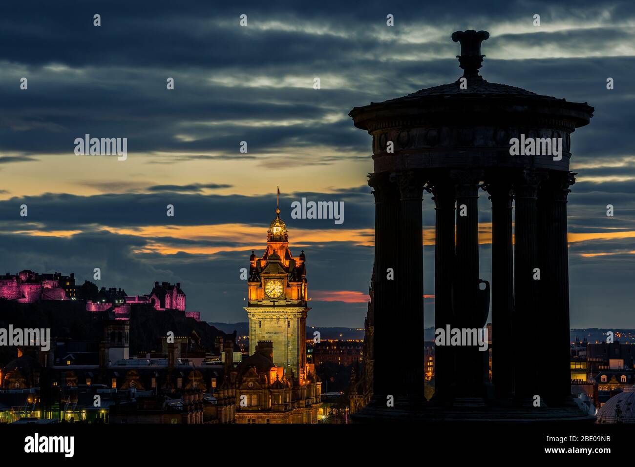 Edinburgh city skyline at night, Scotland Stock Photo - Alamy