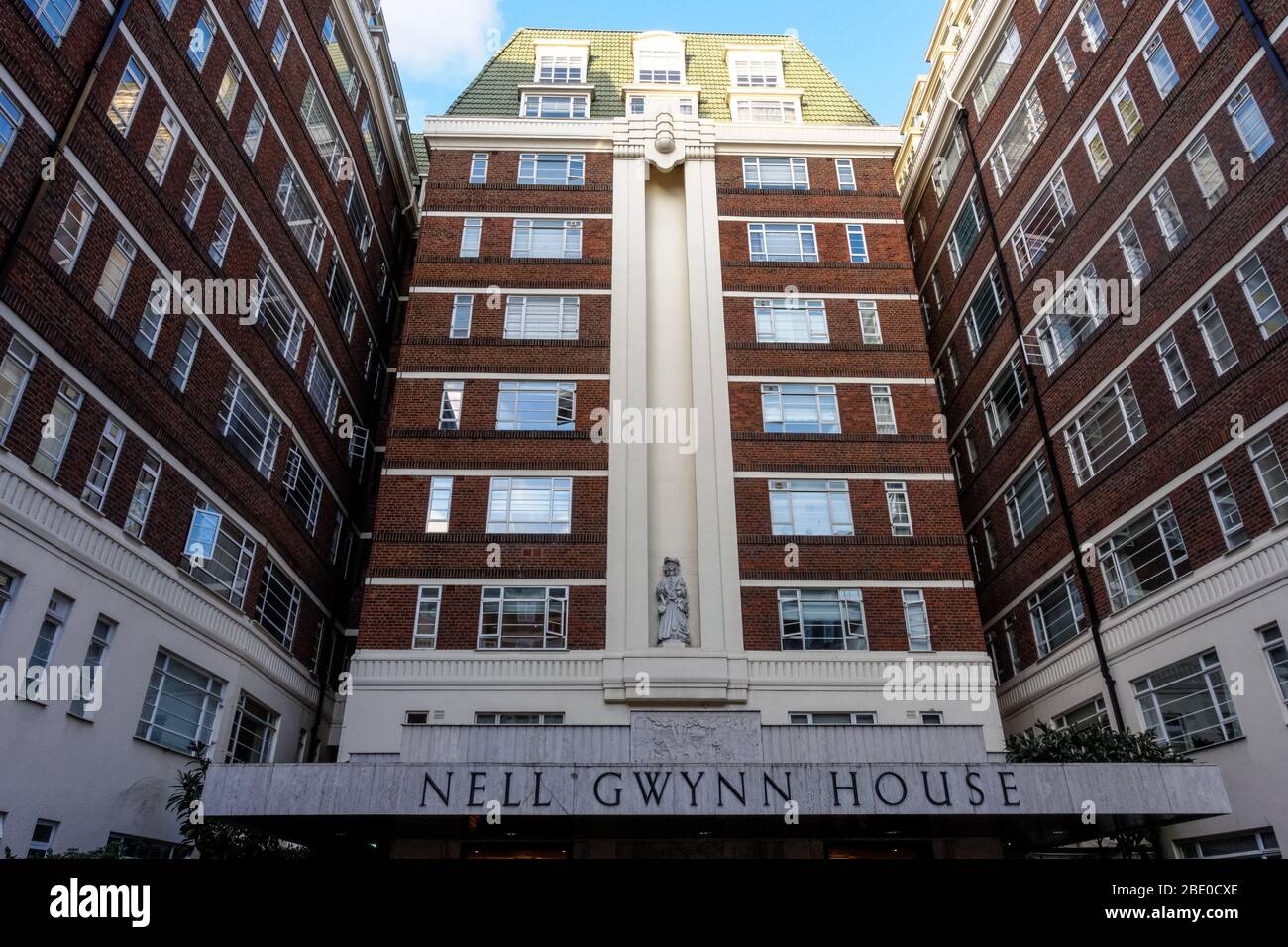 Nell Gwynn House art-deco apartment block in Chelsea, London, England ...