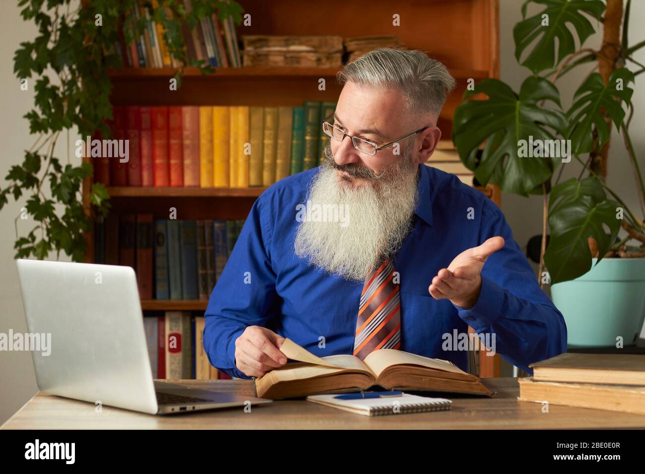 Distance Learning Concept. Teacher professor tutor teaches discipline ...