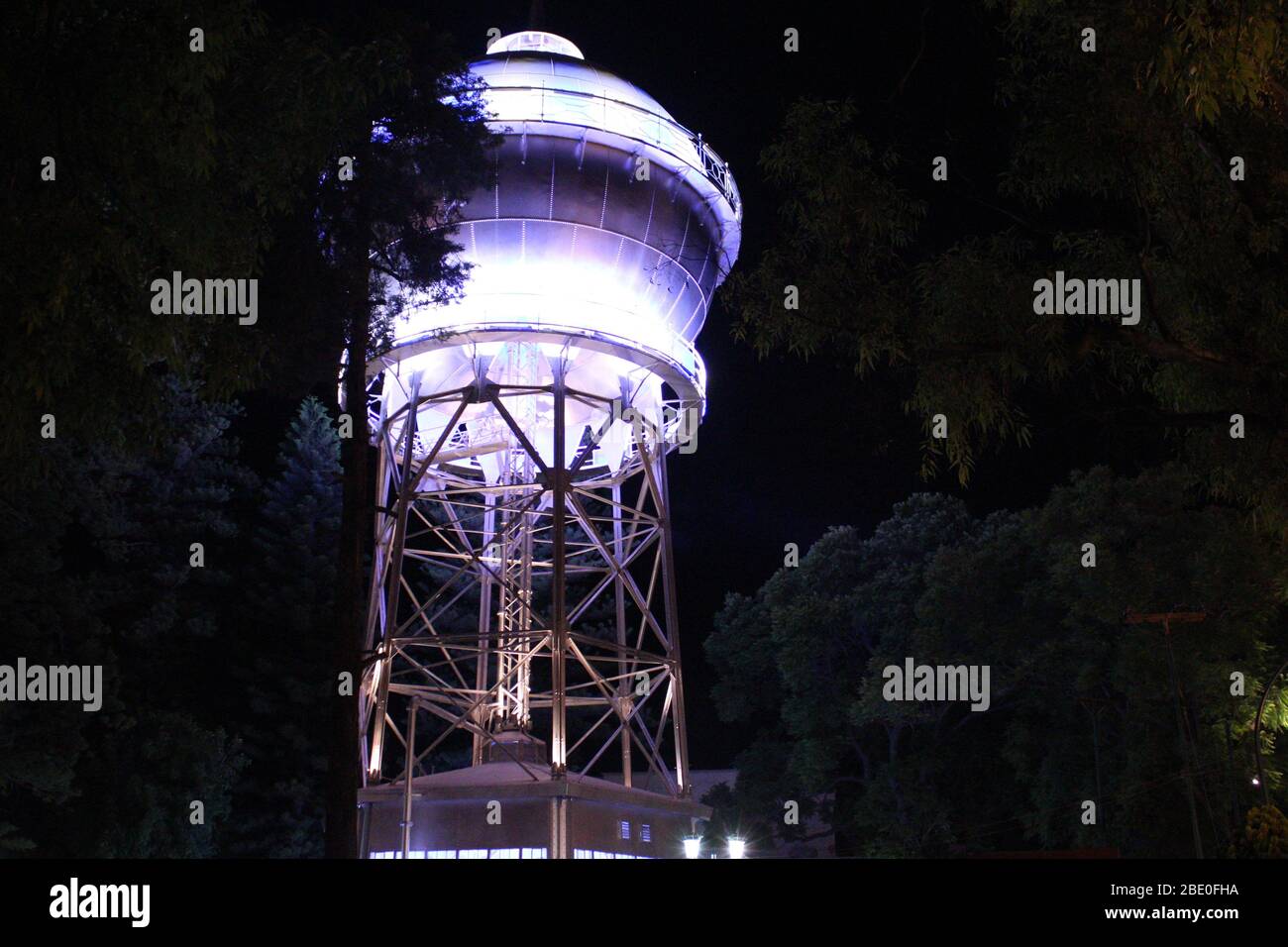 Ball water tower hi-res stock photography and images - Alamy