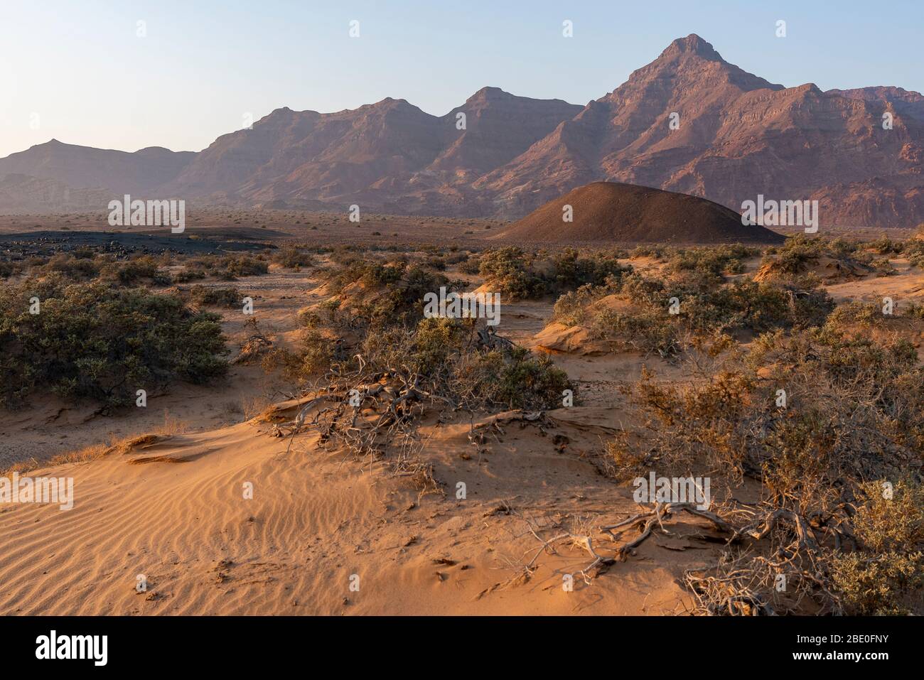 Namibia landscape hi-res stock photography and images - Alamy